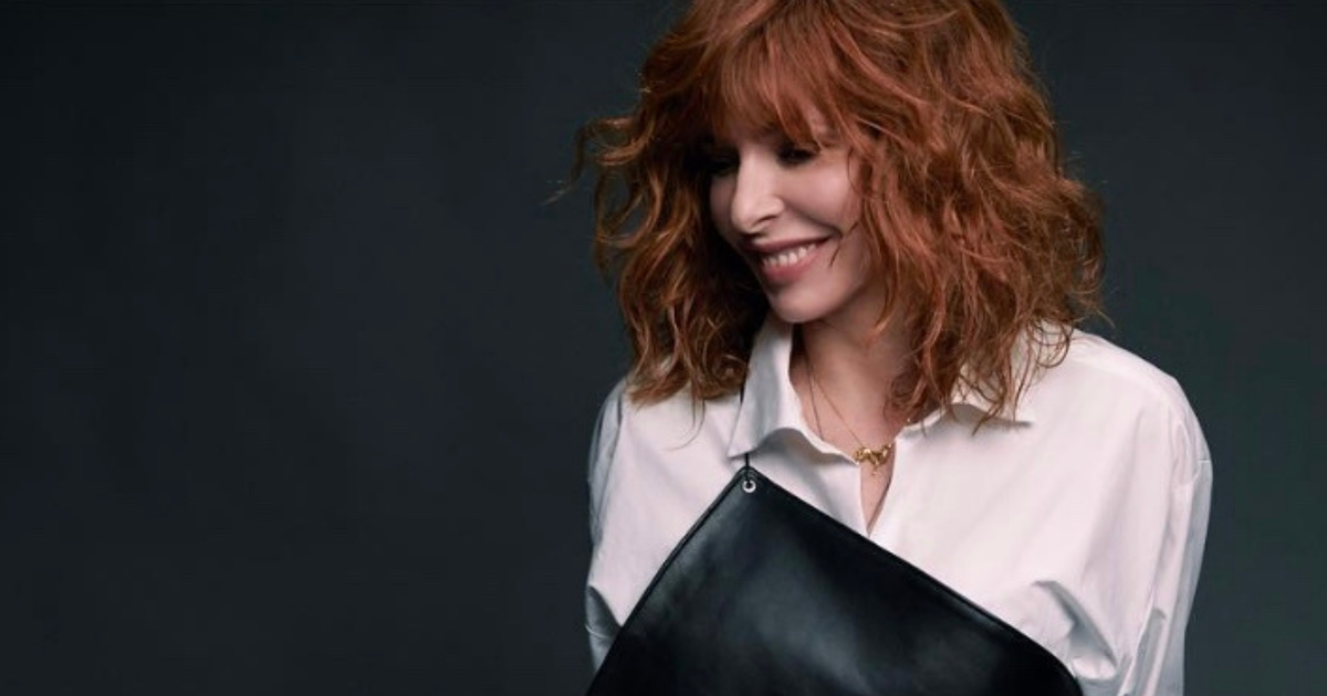 Dossier BOBEA GLORIA : Mylène Farmer, une icône rebelle et intemporelle ...