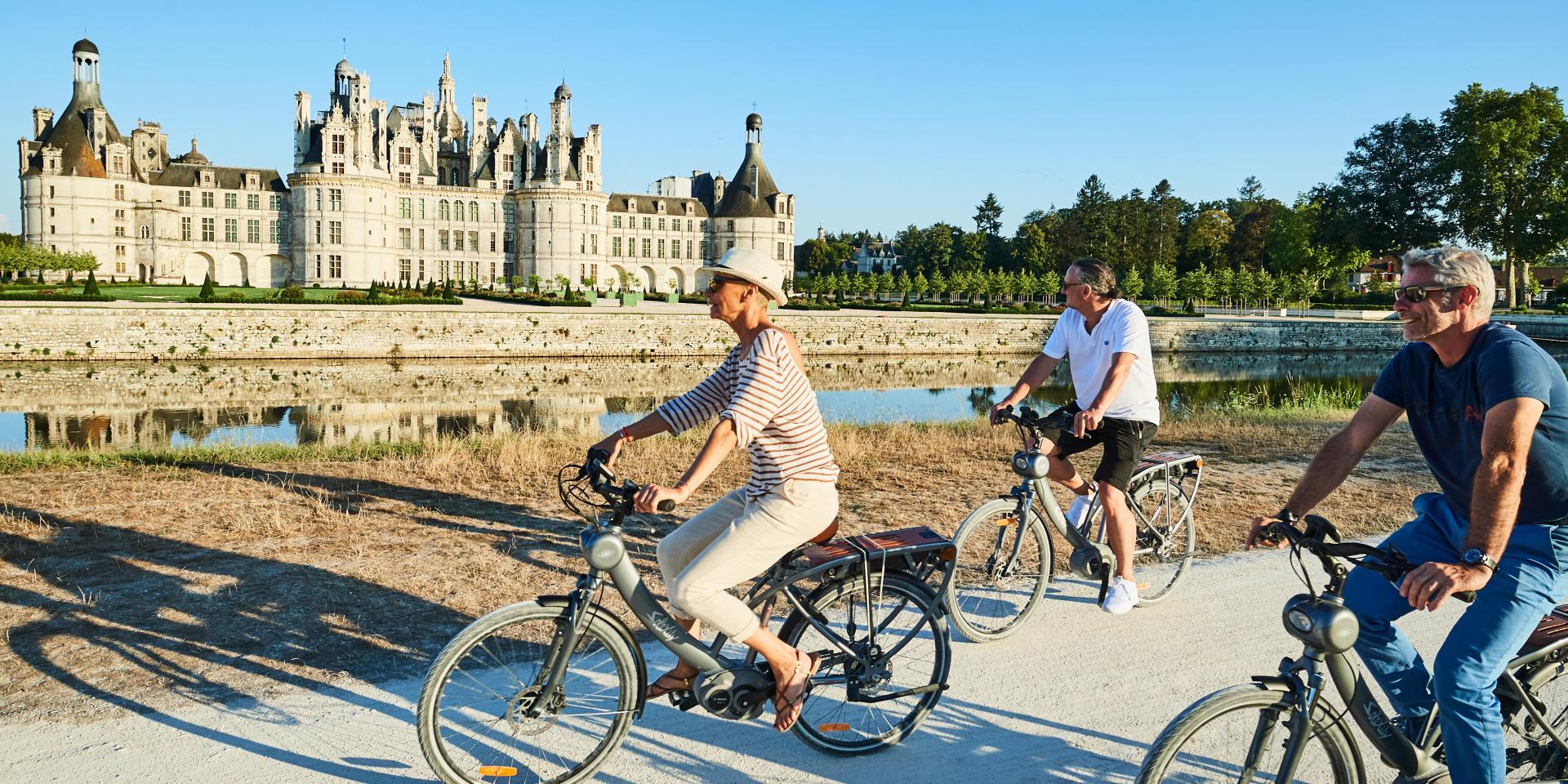 Entre châteaux et plages : l'automne enchanté de Lamormabdie Avelo - Bobea