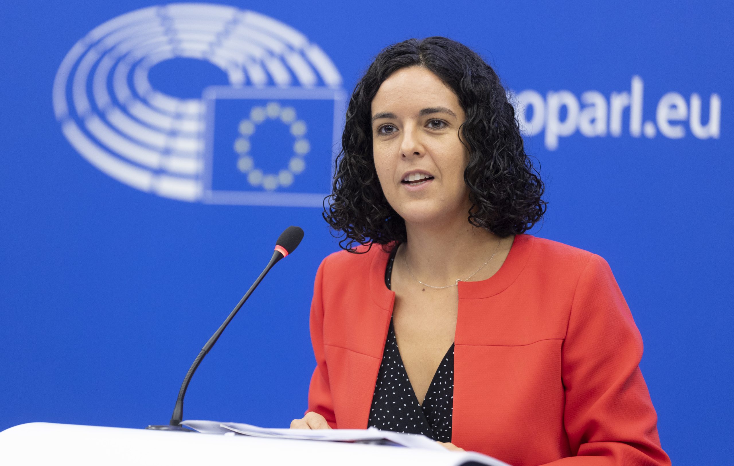 Hongrie/IVG : L'Europe Alerte, Manon Aubry Mobilise - Bobea